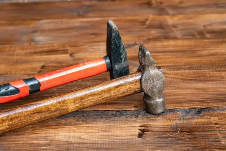 Best Hammers For Leather: A Detailed Guide With 6 Examples ...